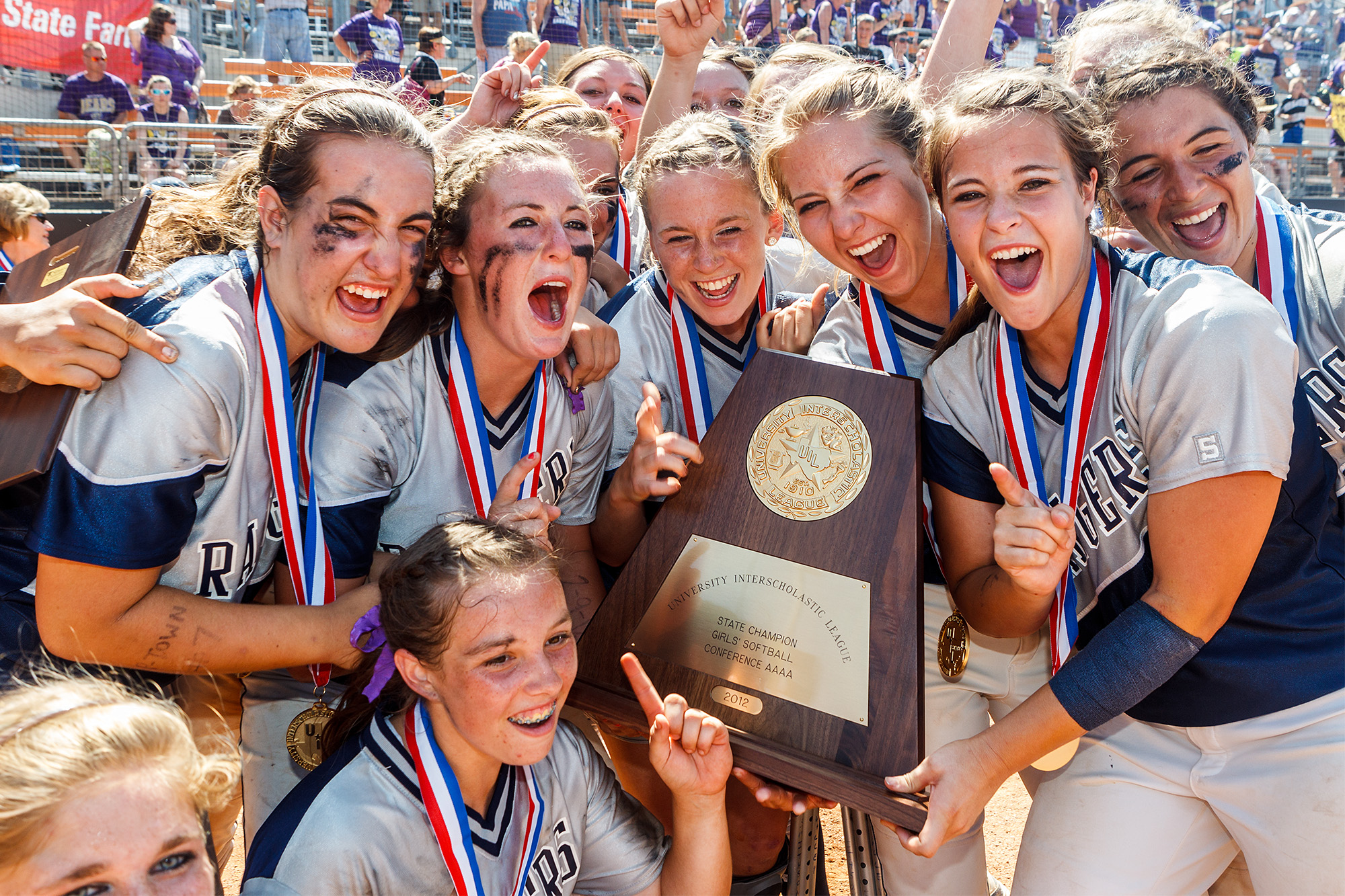 Smithson Valley wins third softball state title