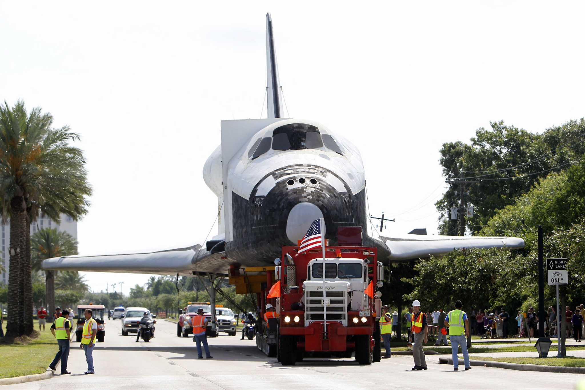 Shuttle replica completes tedious trek to new museum home