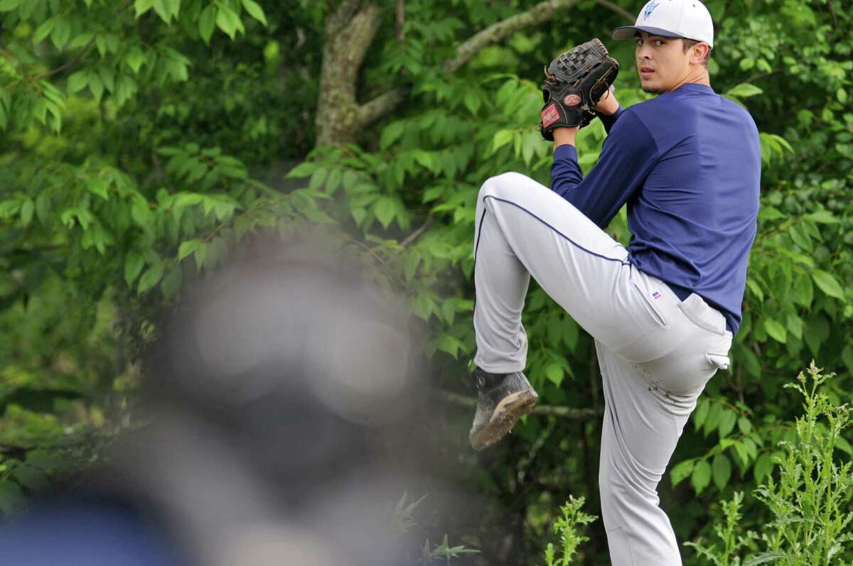 Columbia seniors out to finish as champions