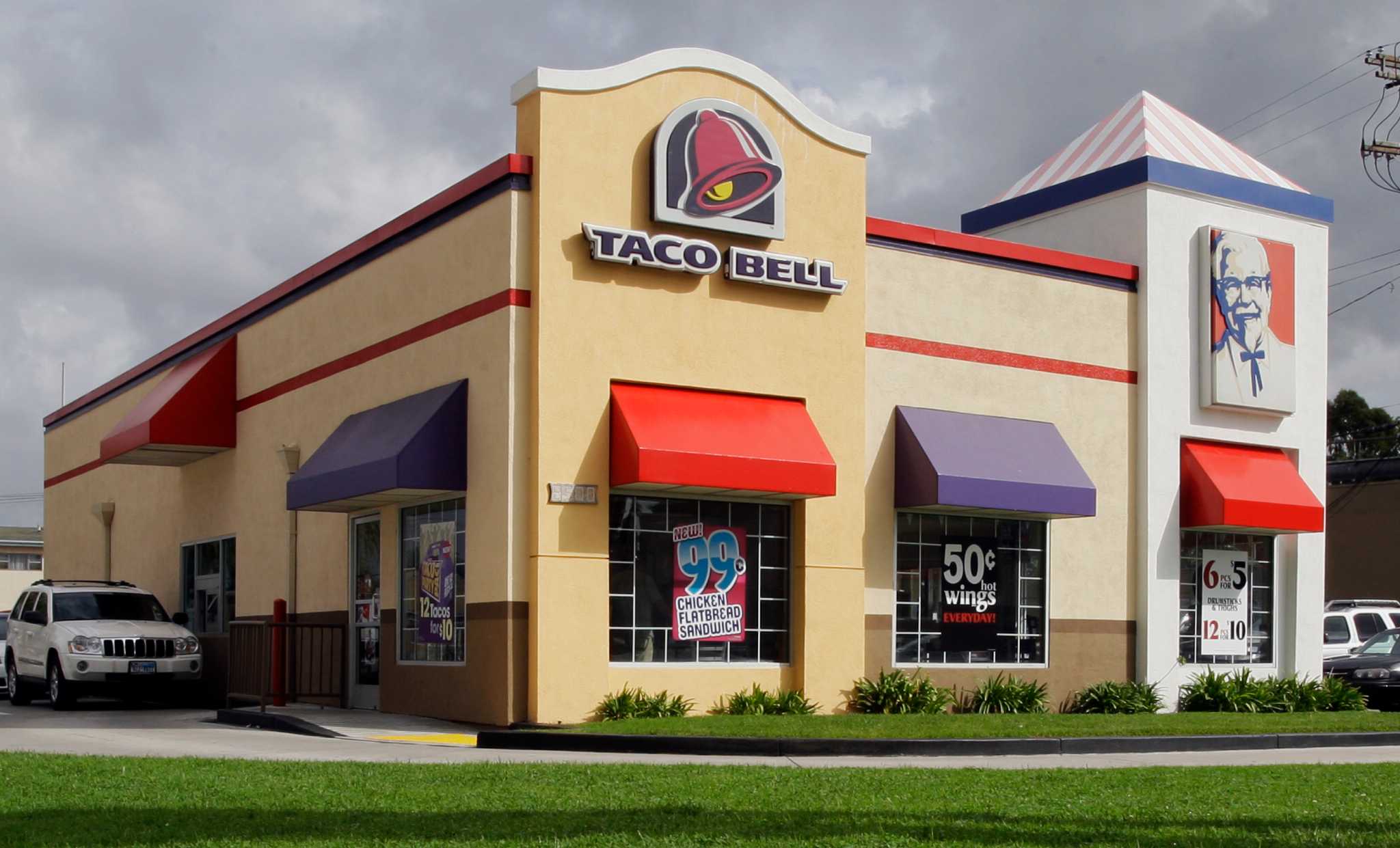 Reports: Taco Bell turns fried chicken into taco shells