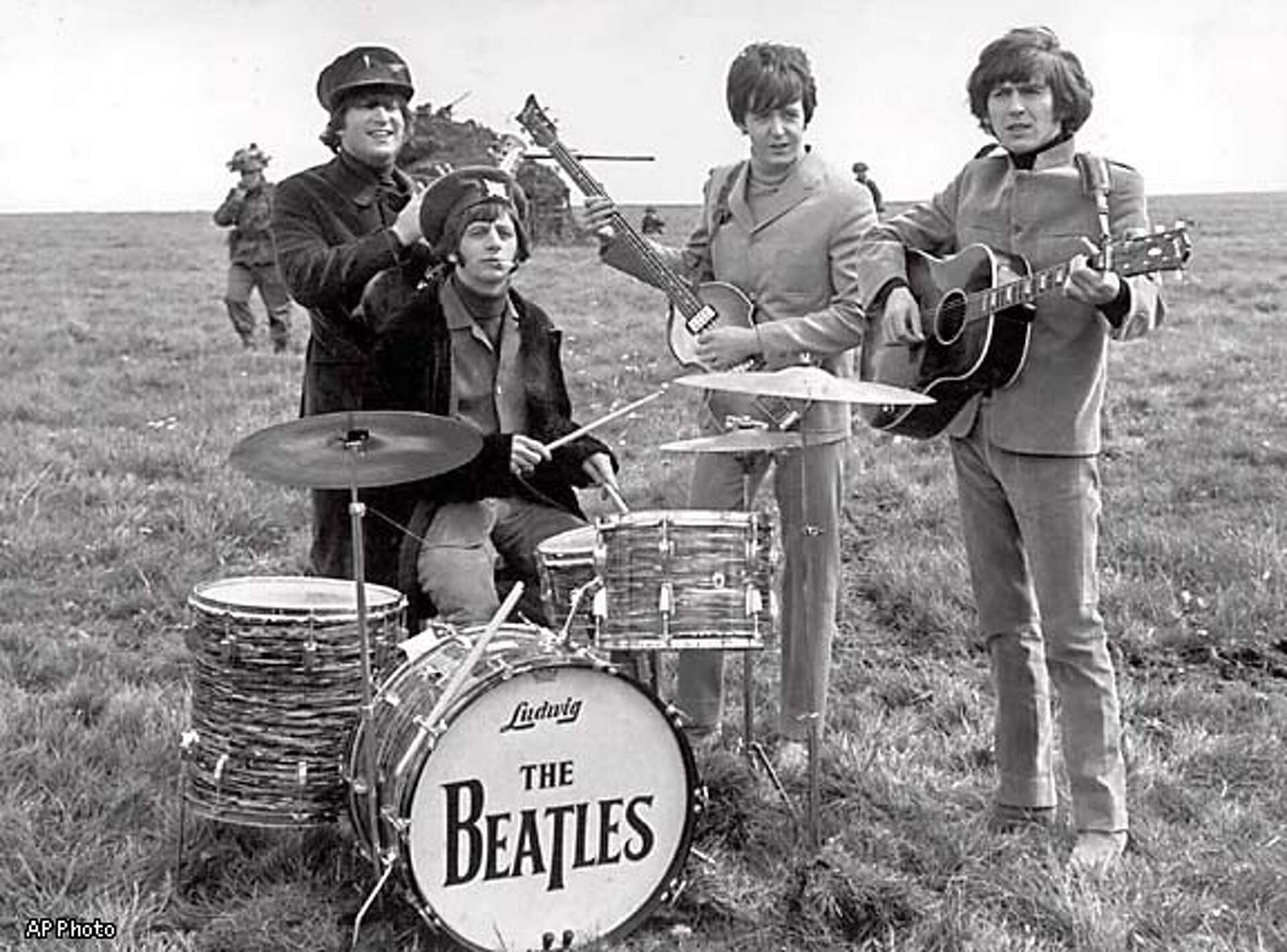 George Harrison dies after long fight with cancer