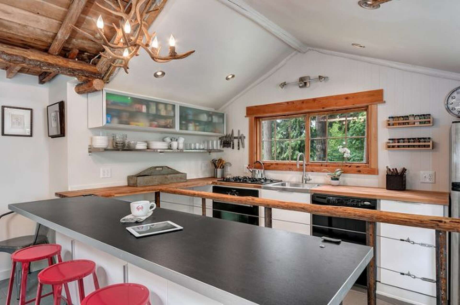 Check out this cool retreat in Indianola