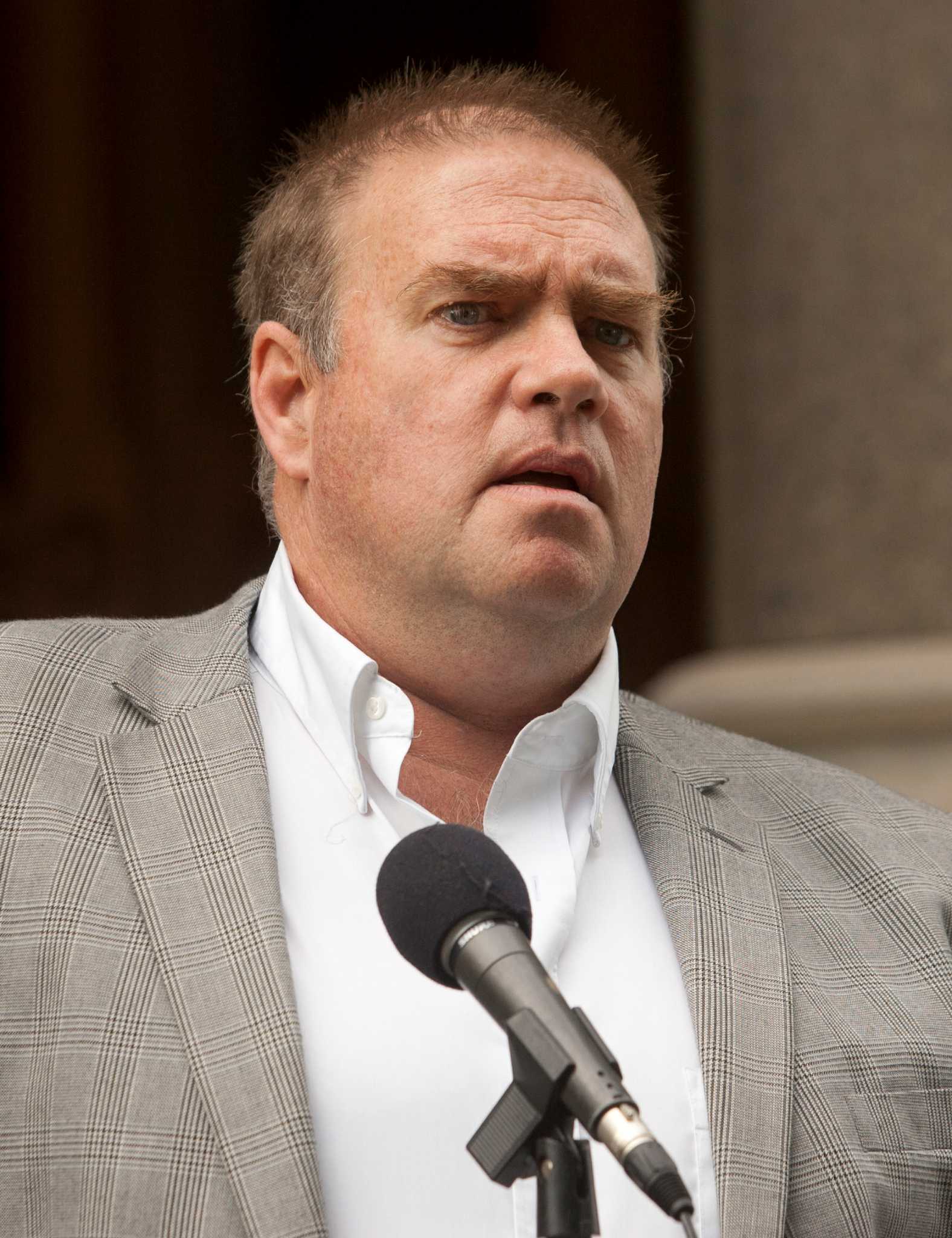 For embattled Donovan, a friend to the rescue