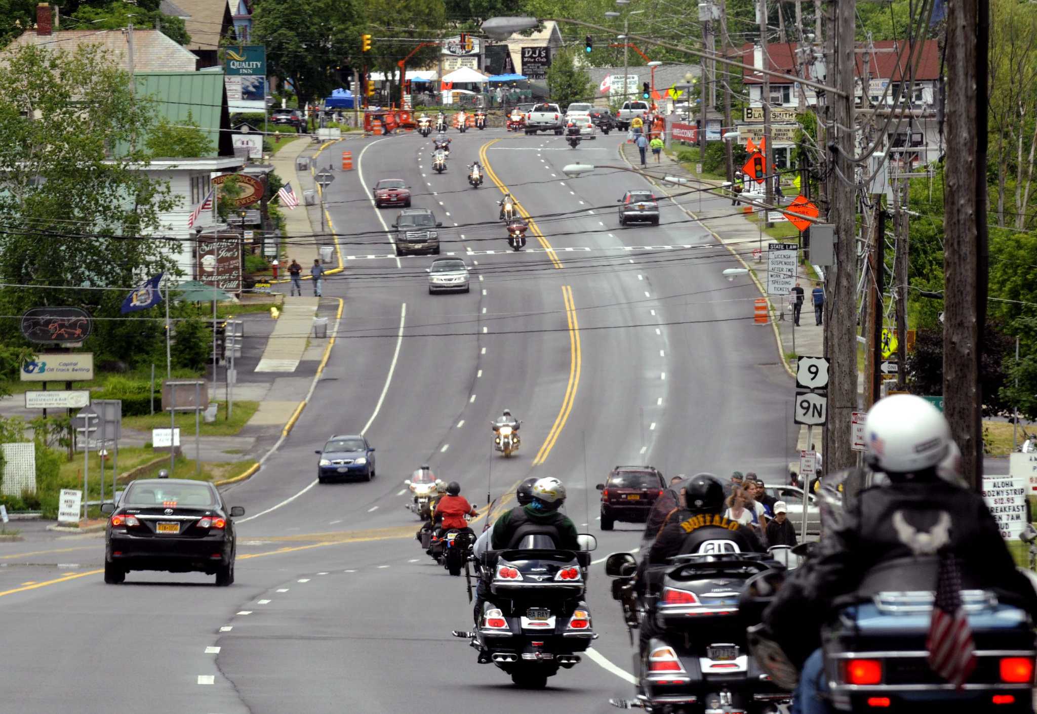 Getting There: Law doesn't give motorcycle 'blockers' right to stop traffic