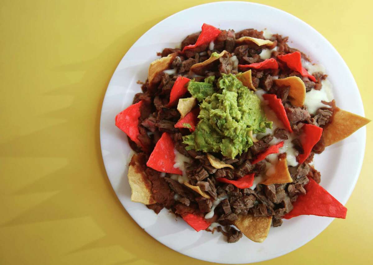 Dining on a Budget | El Palmito