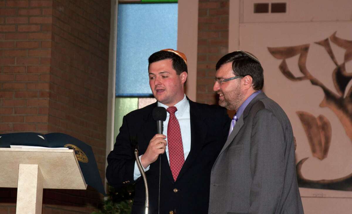 Trumbull synagogue makes history