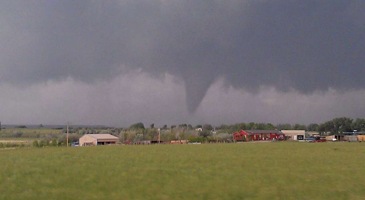 News of the world in photos: Plains twister