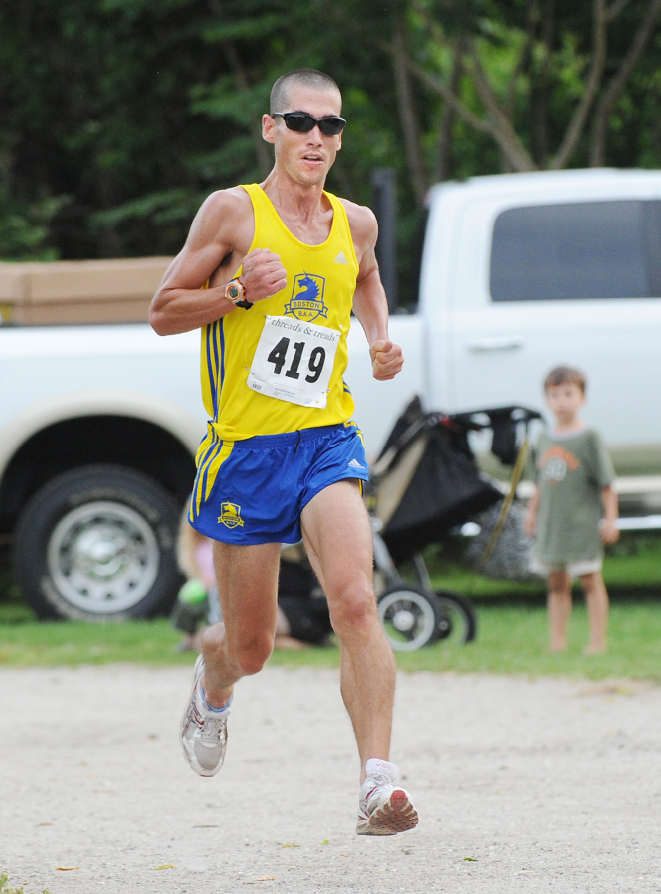 Hundreds participate in Whole Foods Cook Your Buns Run