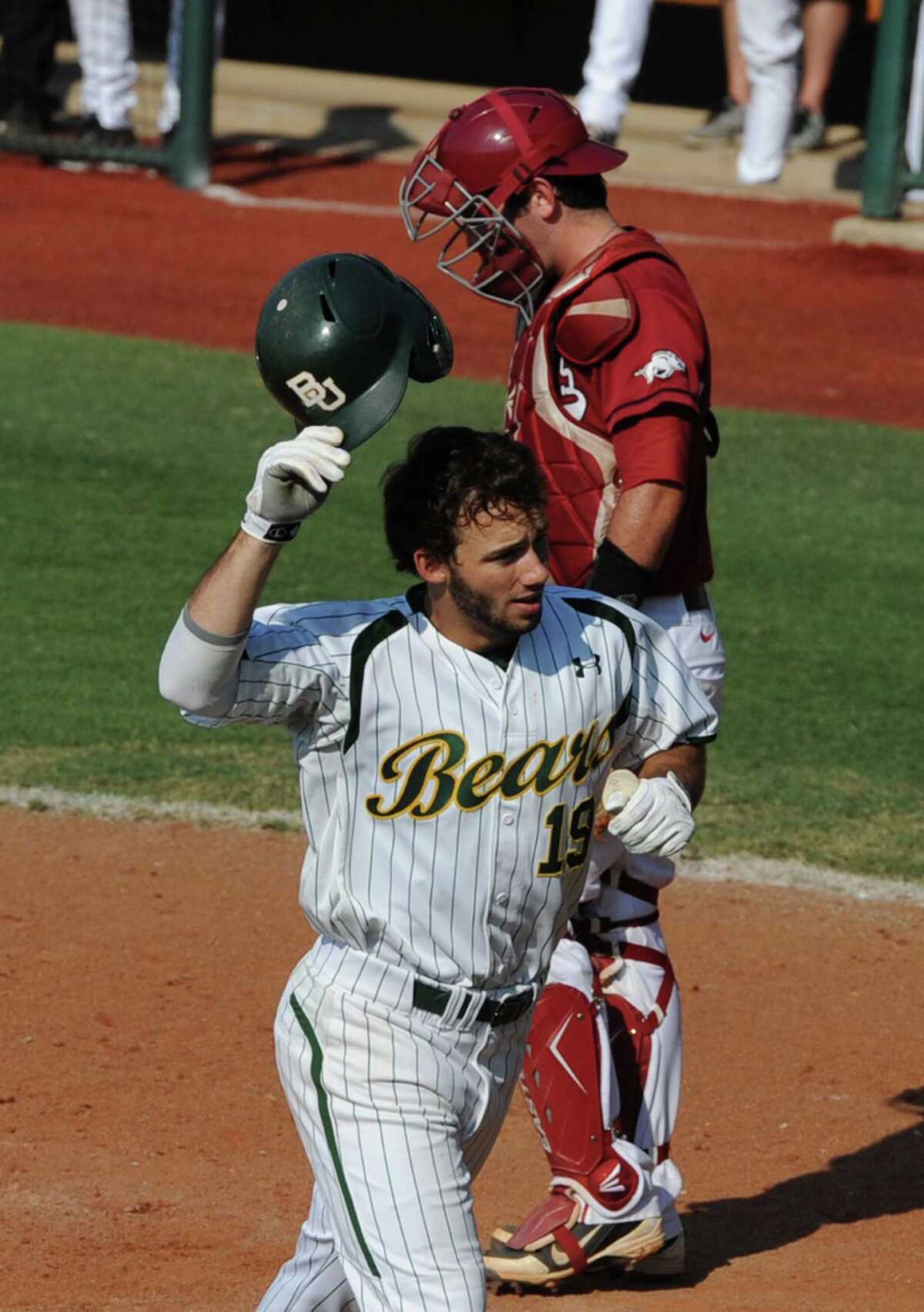 Baylor zeros in on first CWS berth in seven years