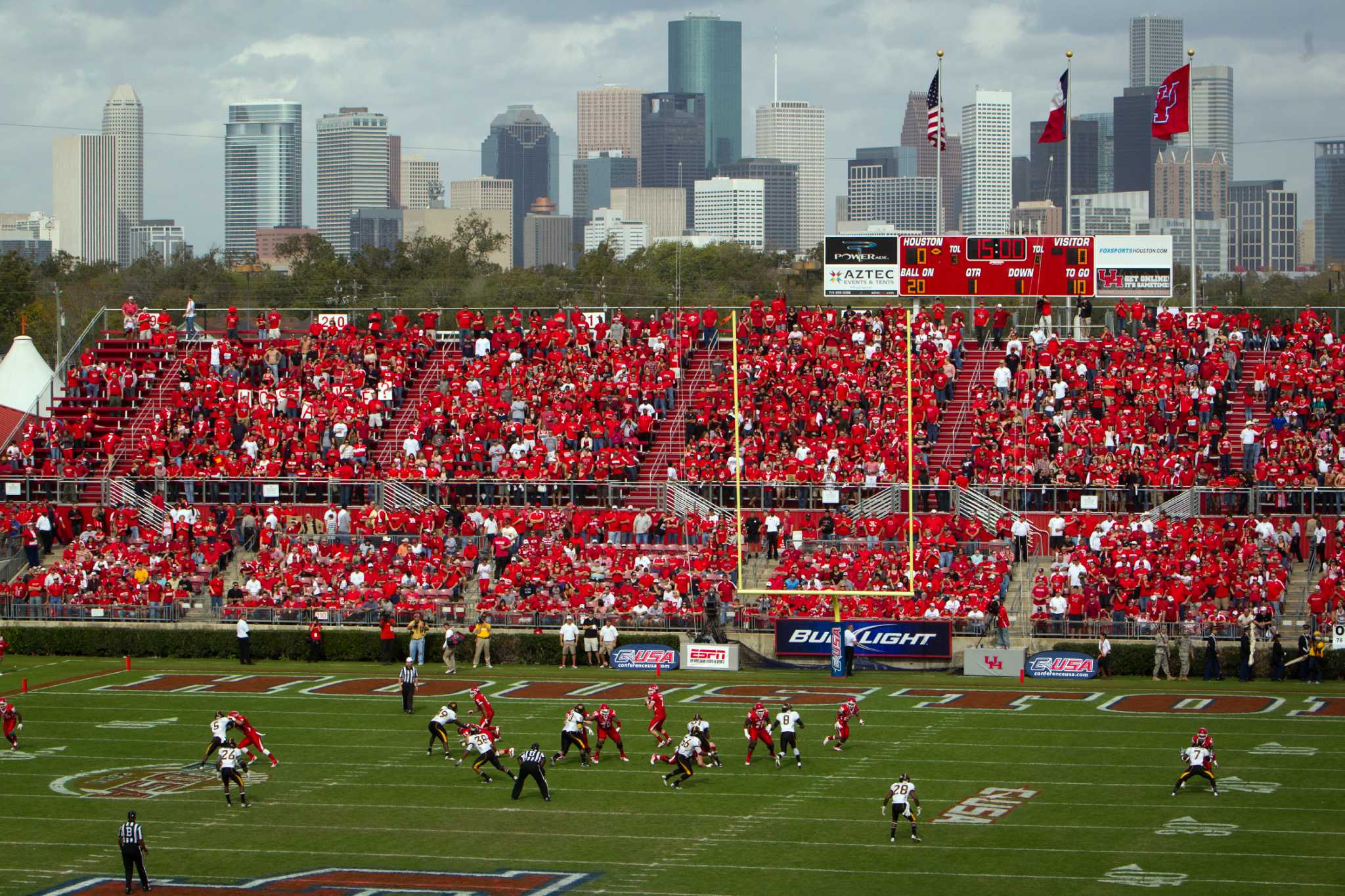 UH regents approve financing for new football stadium