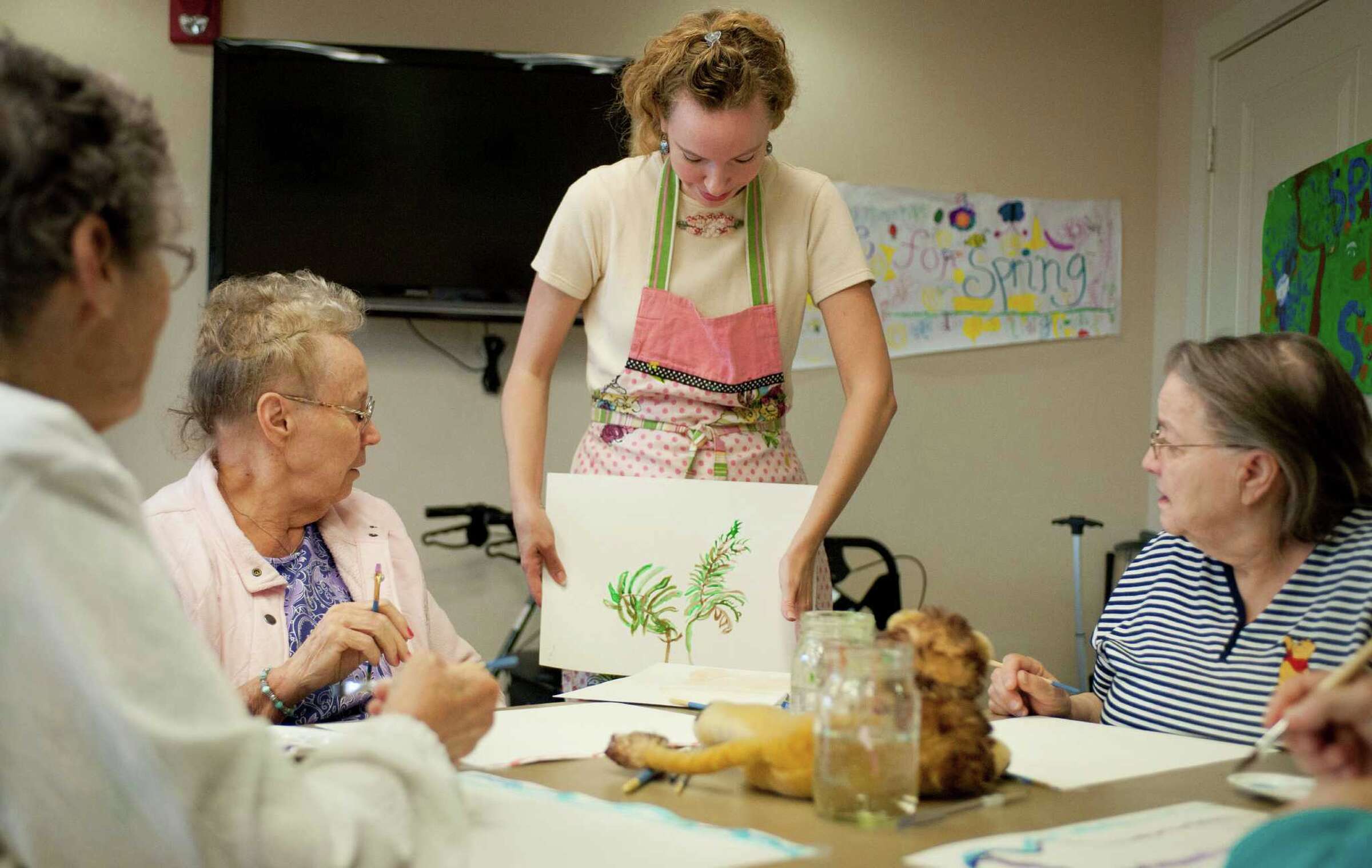 People with dementia express selves through art