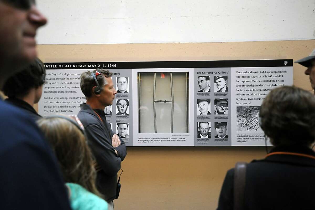 Does this photo prove John and Clarence Anglin survived their 1962 ...