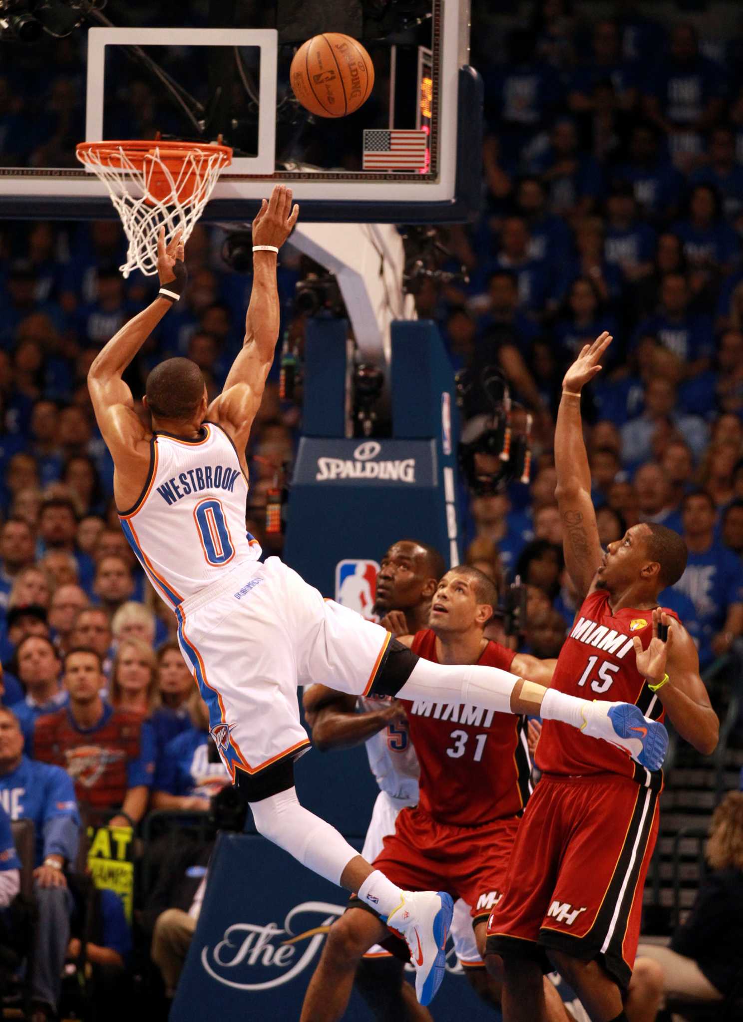 Kevin Durant Dunk On Shane Battier