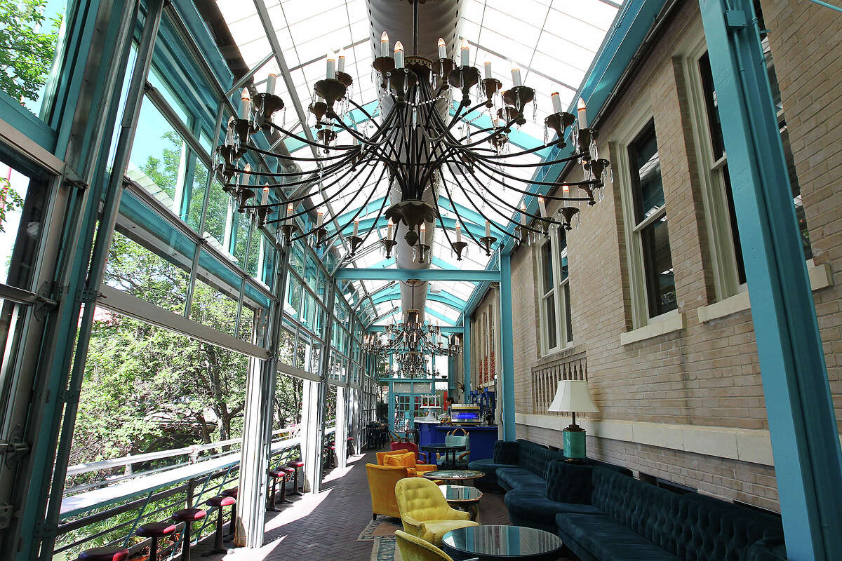 S.A.'s Ocho named one of 'The World's Most Gorgeous Glass Restaurants'