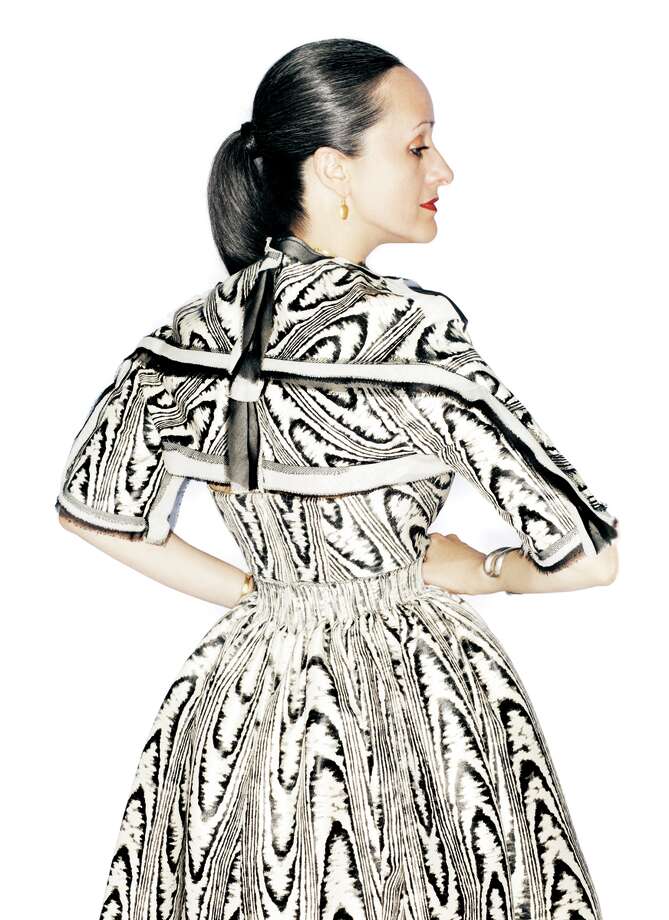 Cuban designer Isabel Toledo sticks to her roots - Houston Chronicle