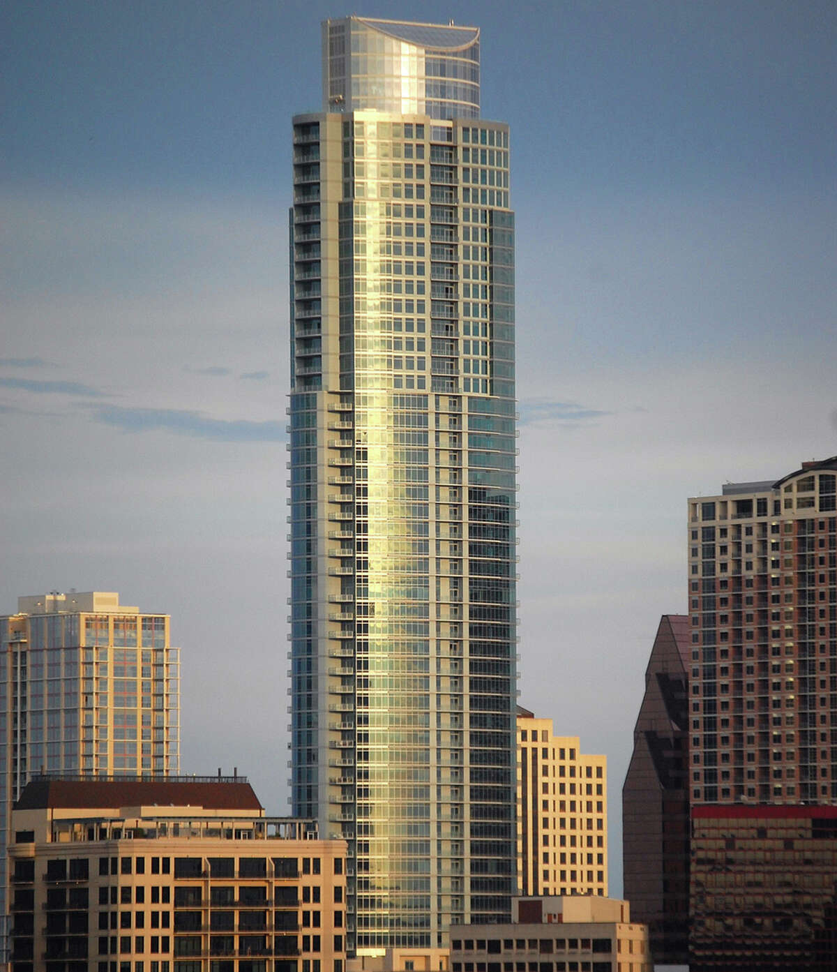 See how Houston stacks up among U.S.' tallest towers