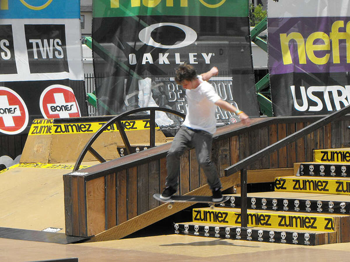 Zumiez Couch Tour skateboarding