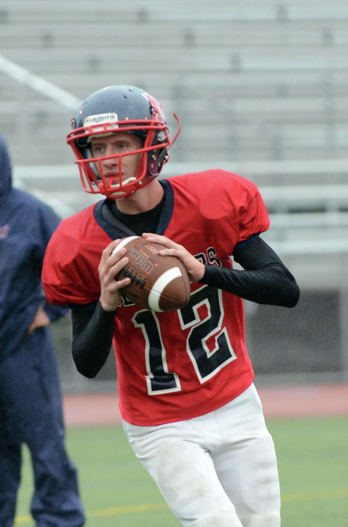 McMahon football leaning on its seniors in spring workouts
