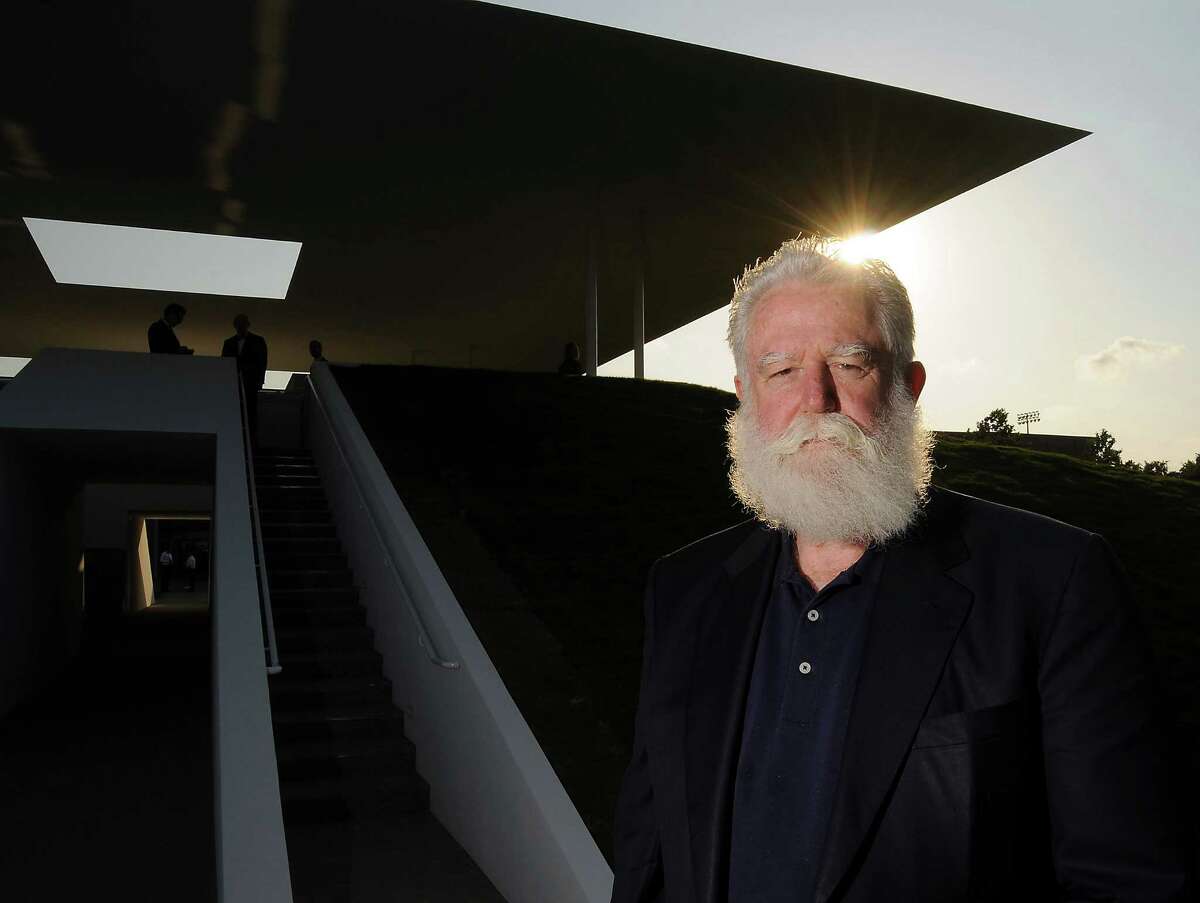 Rice skyspace performs at twilight