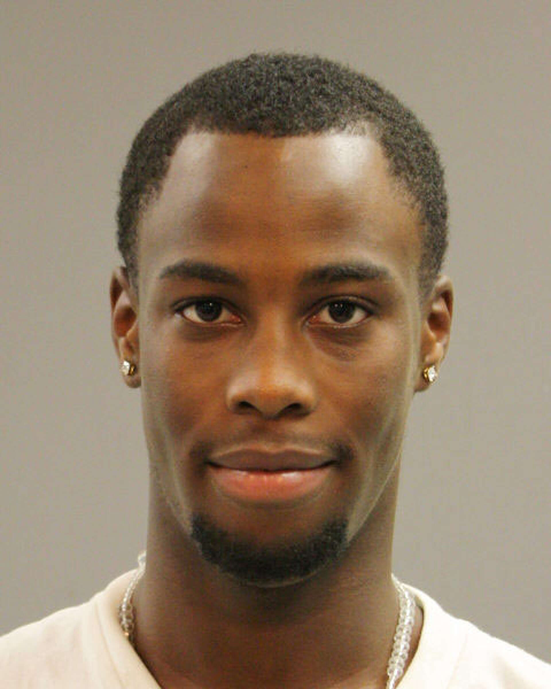 2 fired in Holley beating case back on job, HPD chief says