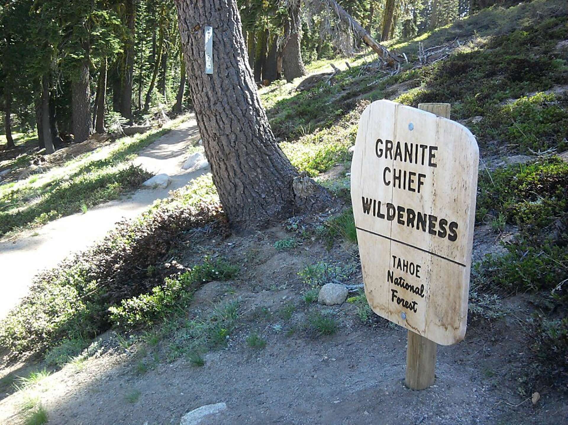 5 Lakes Trail is both spectacular and accessible