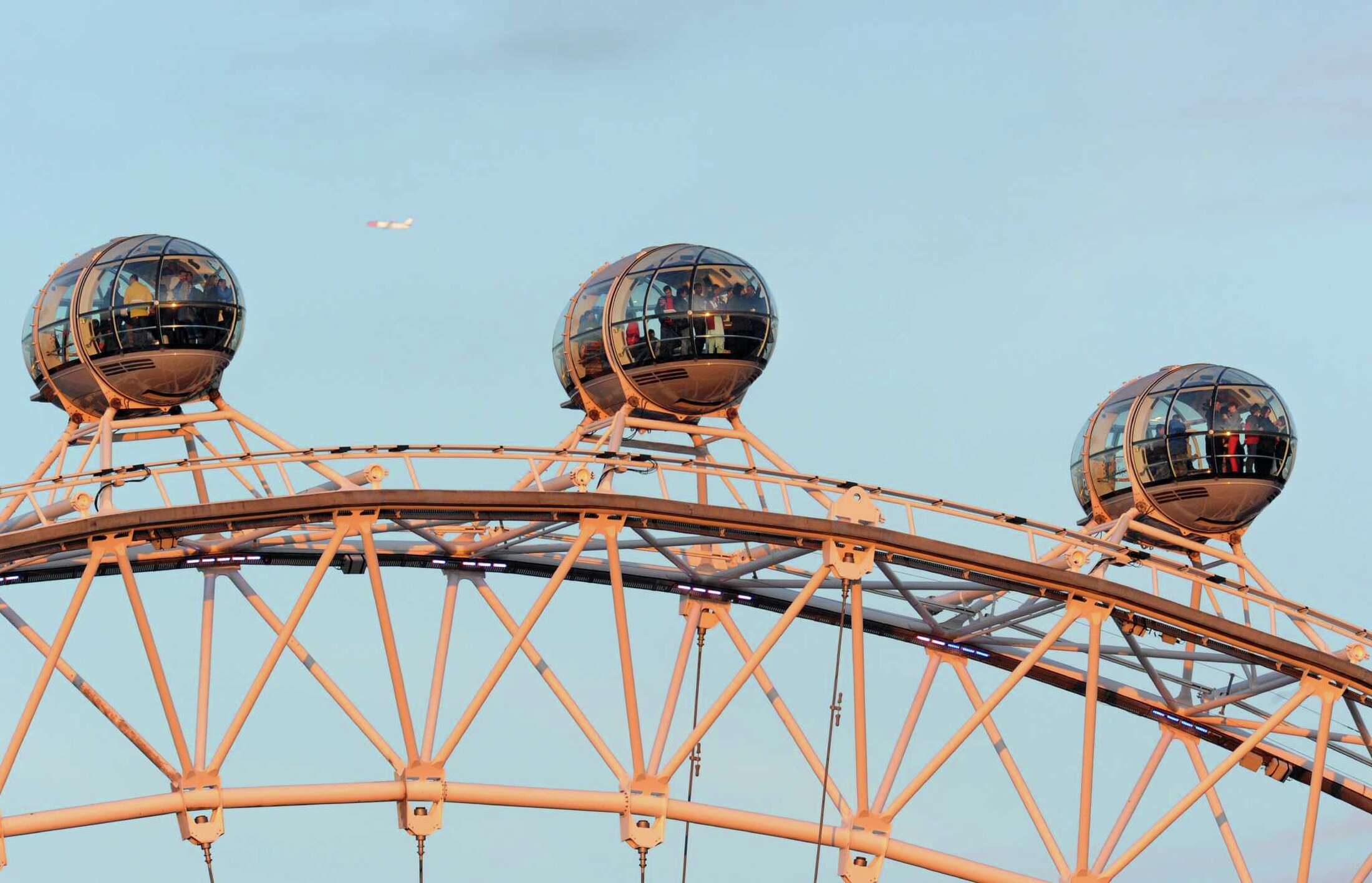 Cool Ferris wheels around the world