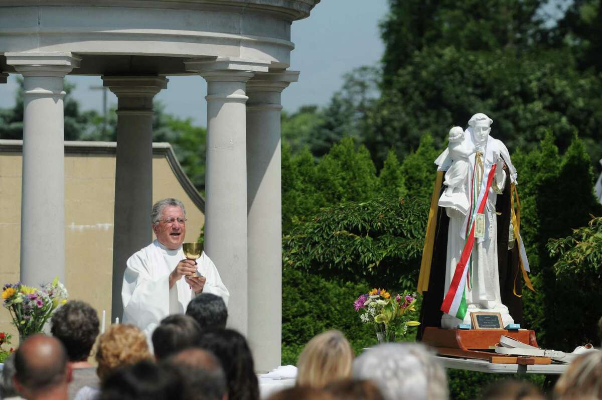 Photos: Feast of St. Anthony