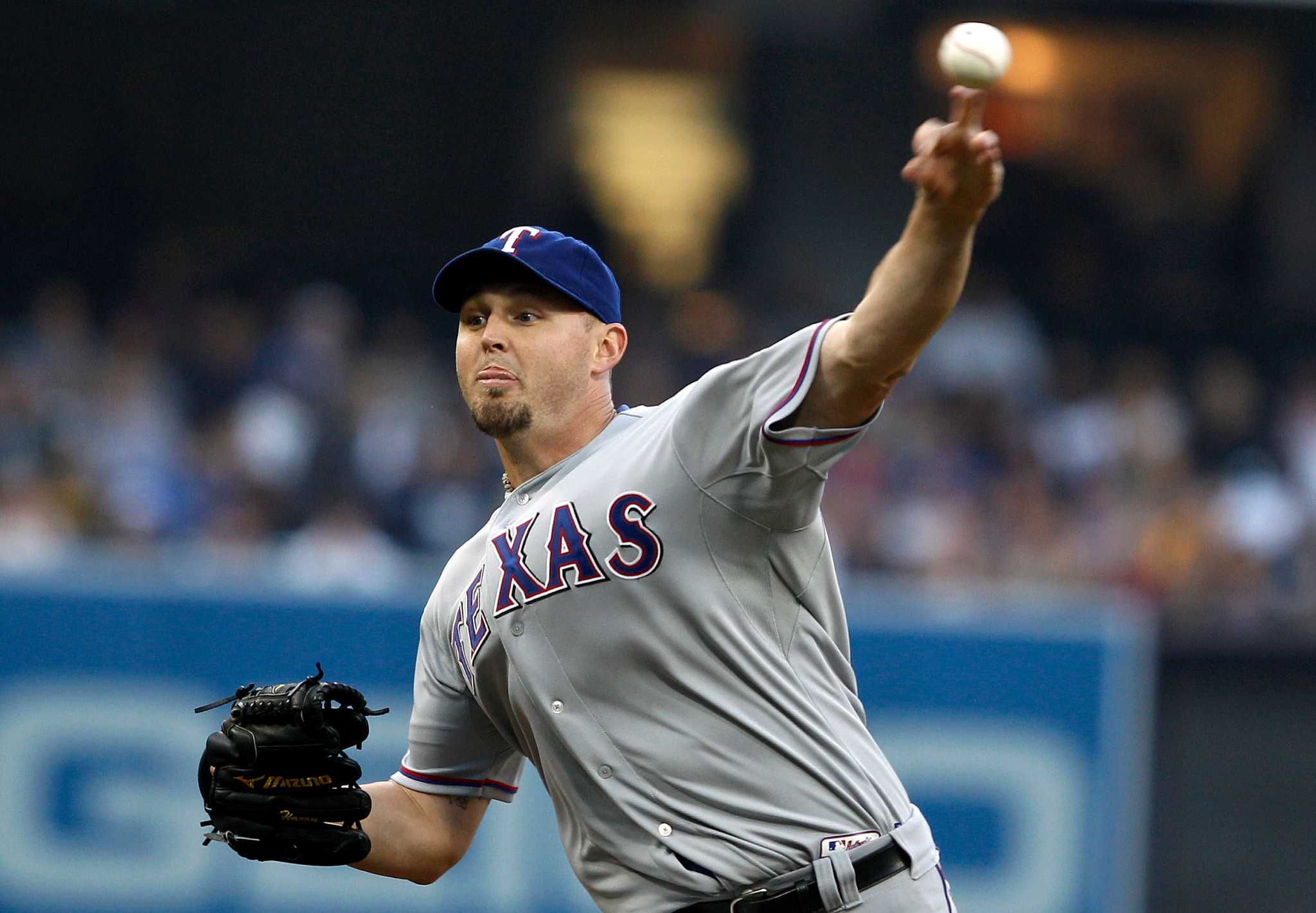 Murphy, Harrison lead Rangers to 2-1 win