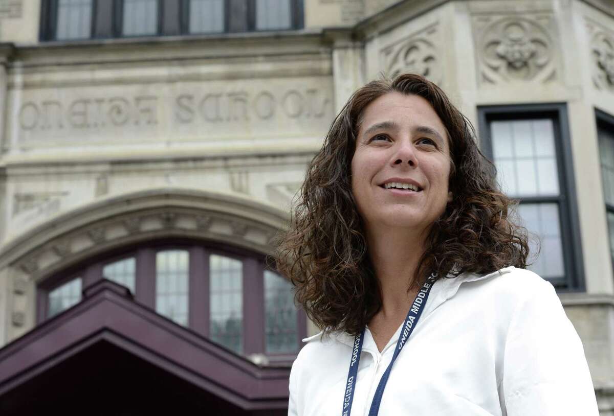 Oneida Middle School closing