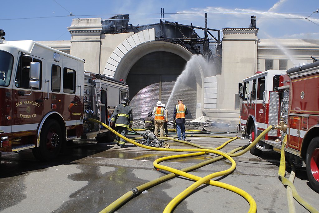 Underlying pier undamaged in waterfront fire