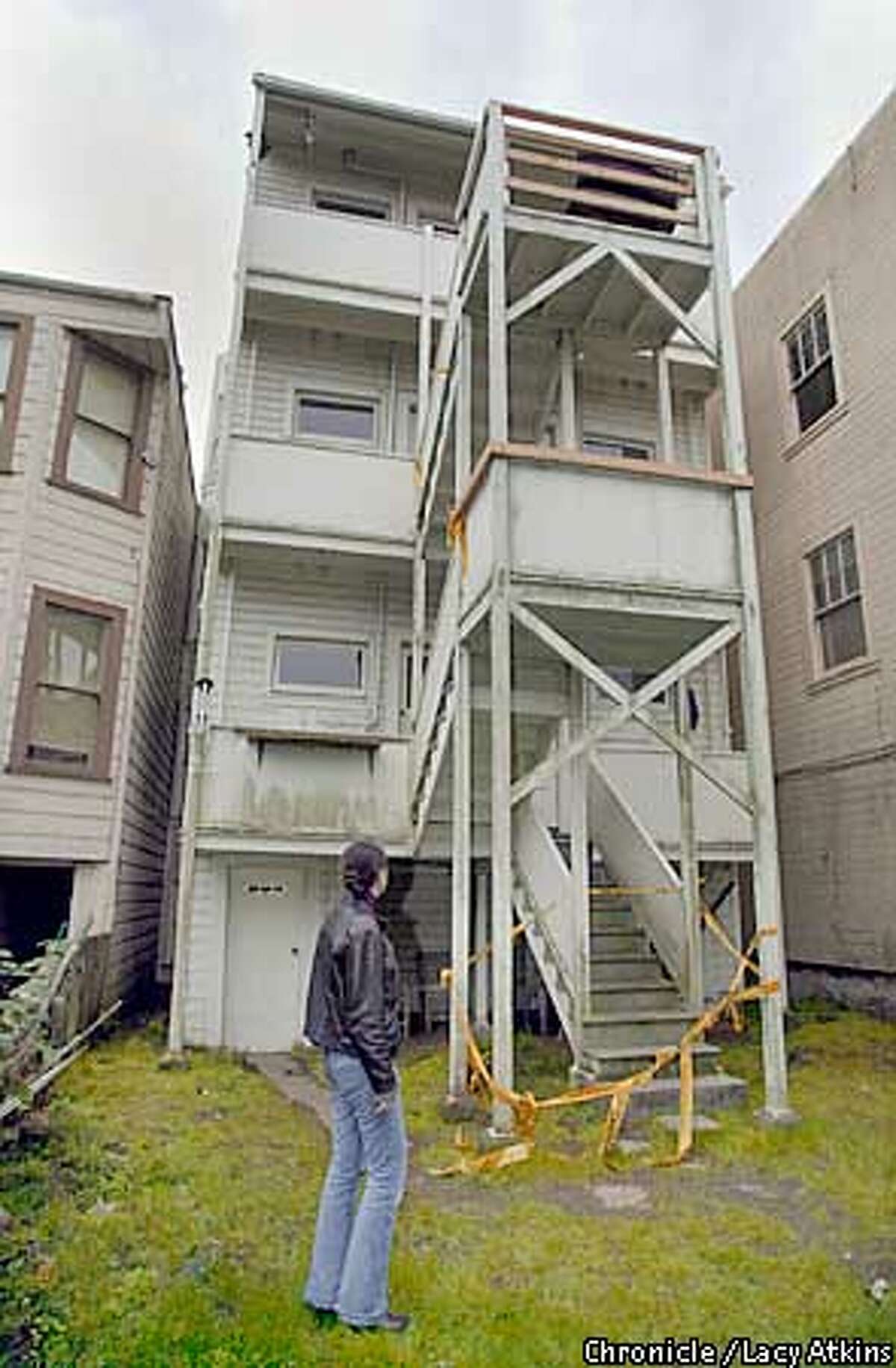 Dangerous decks claim new victim / Some criticize S.F. inspection system