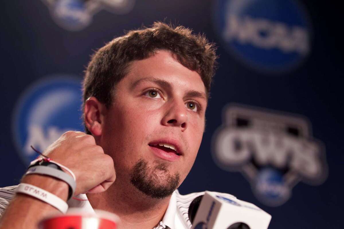 South Carolina eyes 3rd straight CWS title