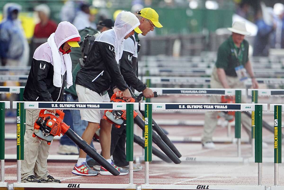 Tarmoh gets 3rd spot on 100-meter team after tie