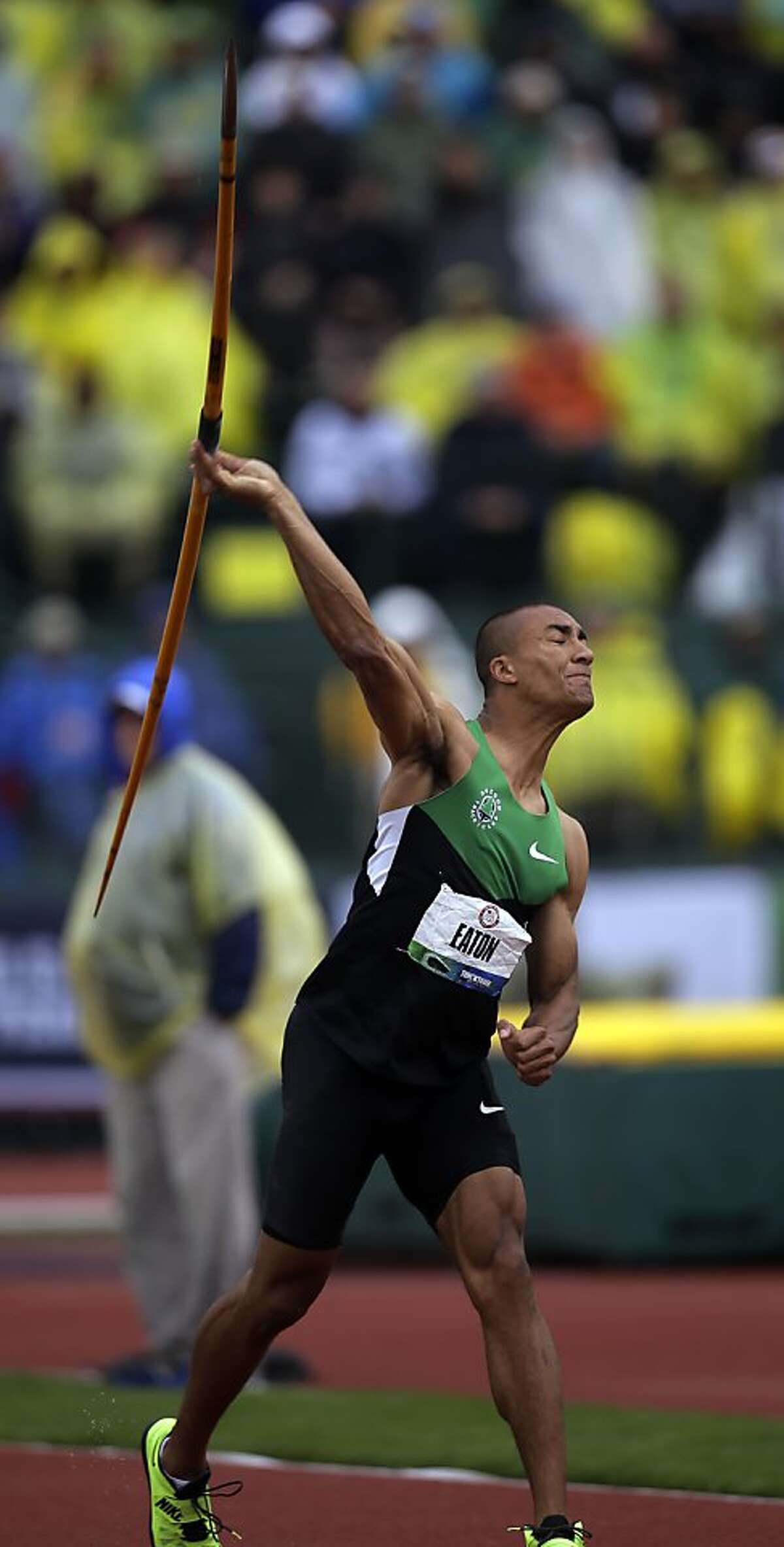 American Ashton Eaton sets decathlon record
