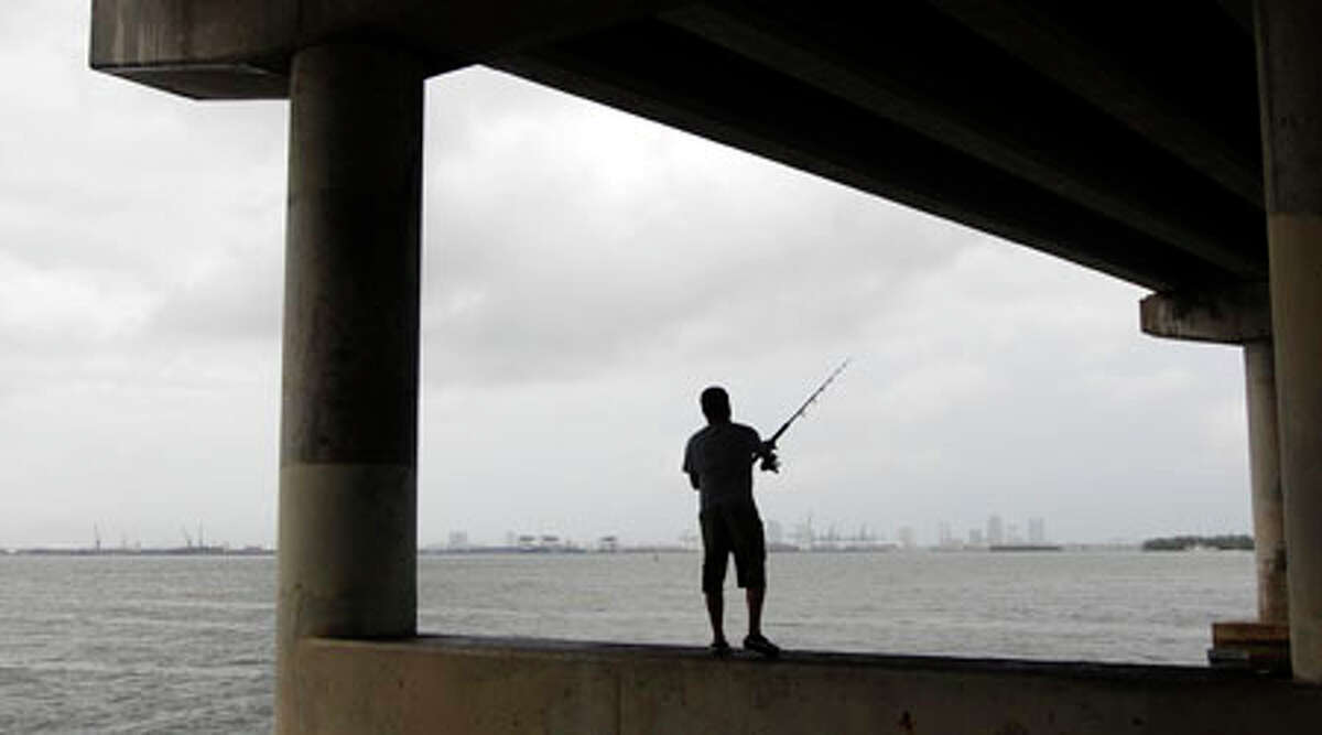 Texas man catches 60-year-old alligator gar in Brazos River