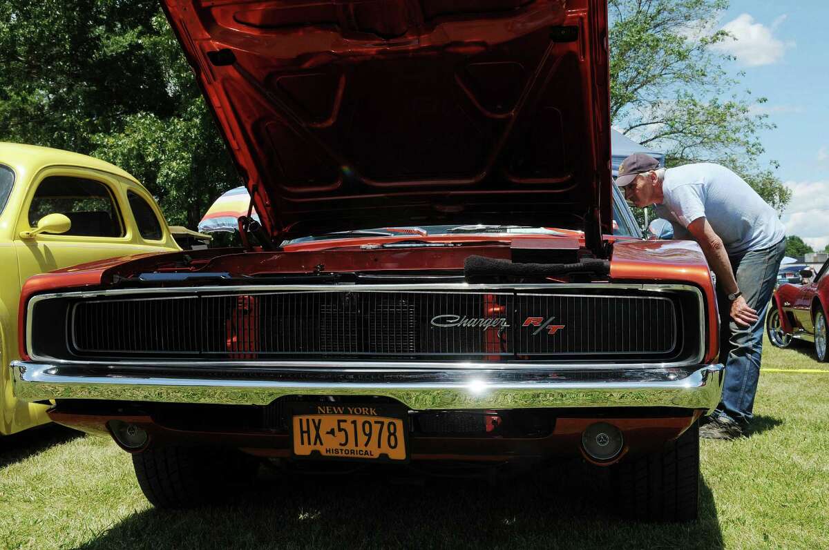 Photos: Car show in Latham