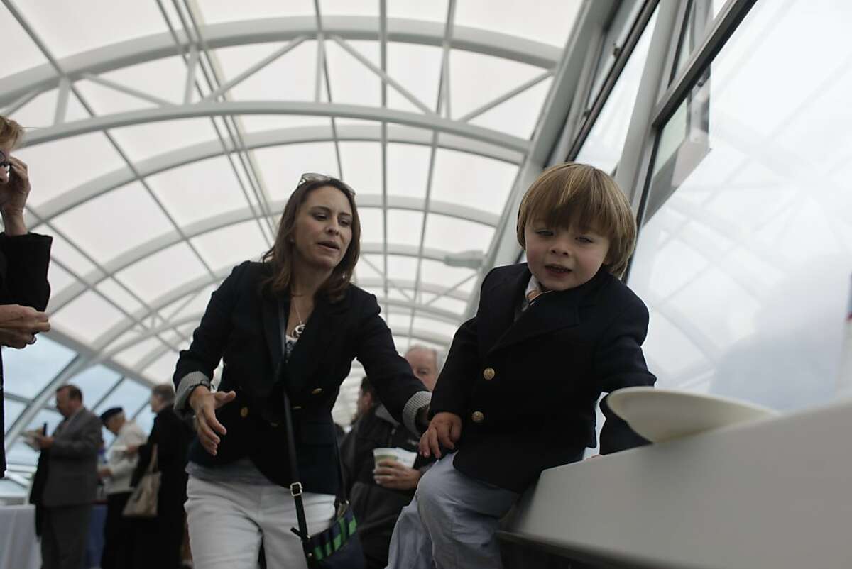 South San Francisco ferry loaded with subsidies