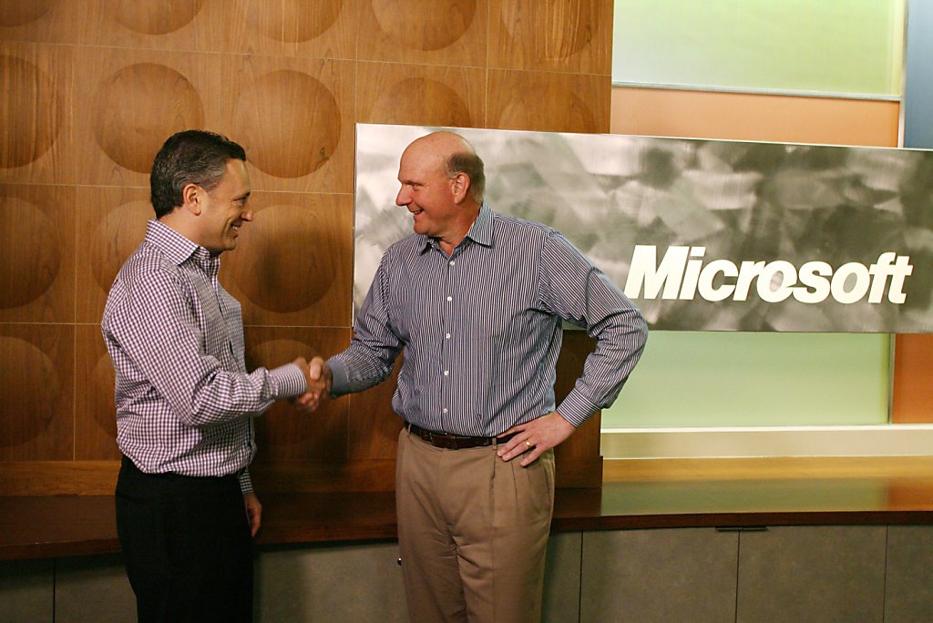 Microsoft to buy Yammer