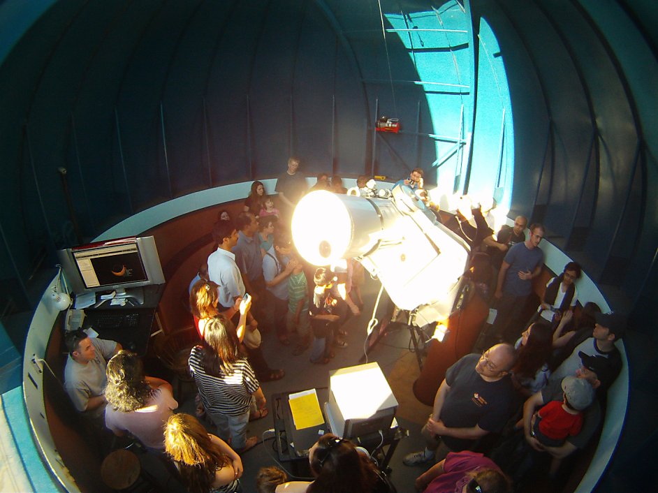 Foothill College Observatory: Zoom in on moon, sun