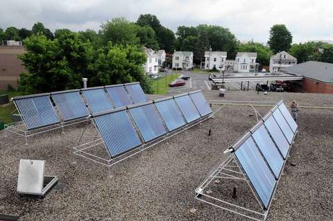 Hospital unveils solar project