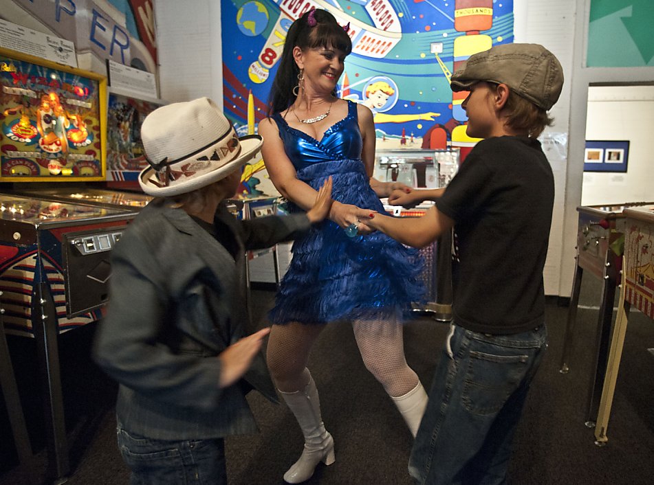 Devil-Ettes, von Stroheim evolve into family stuff