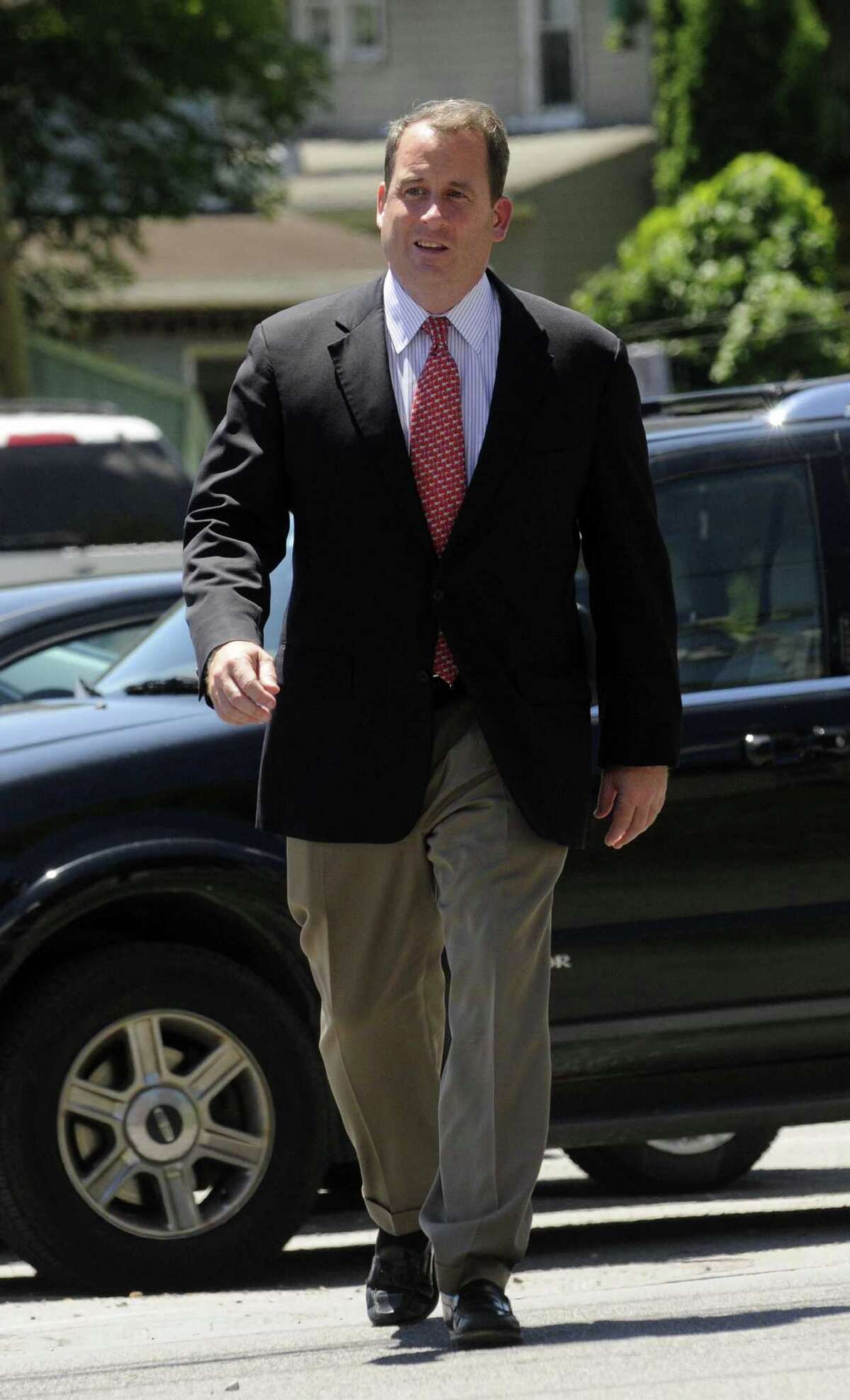 Toe-to-toe race in 21st