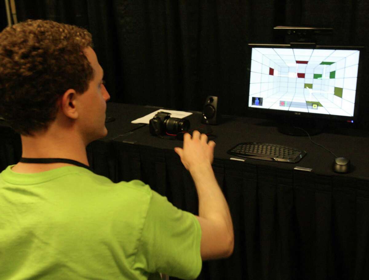 Microsoft accelerates Kinect-based startups