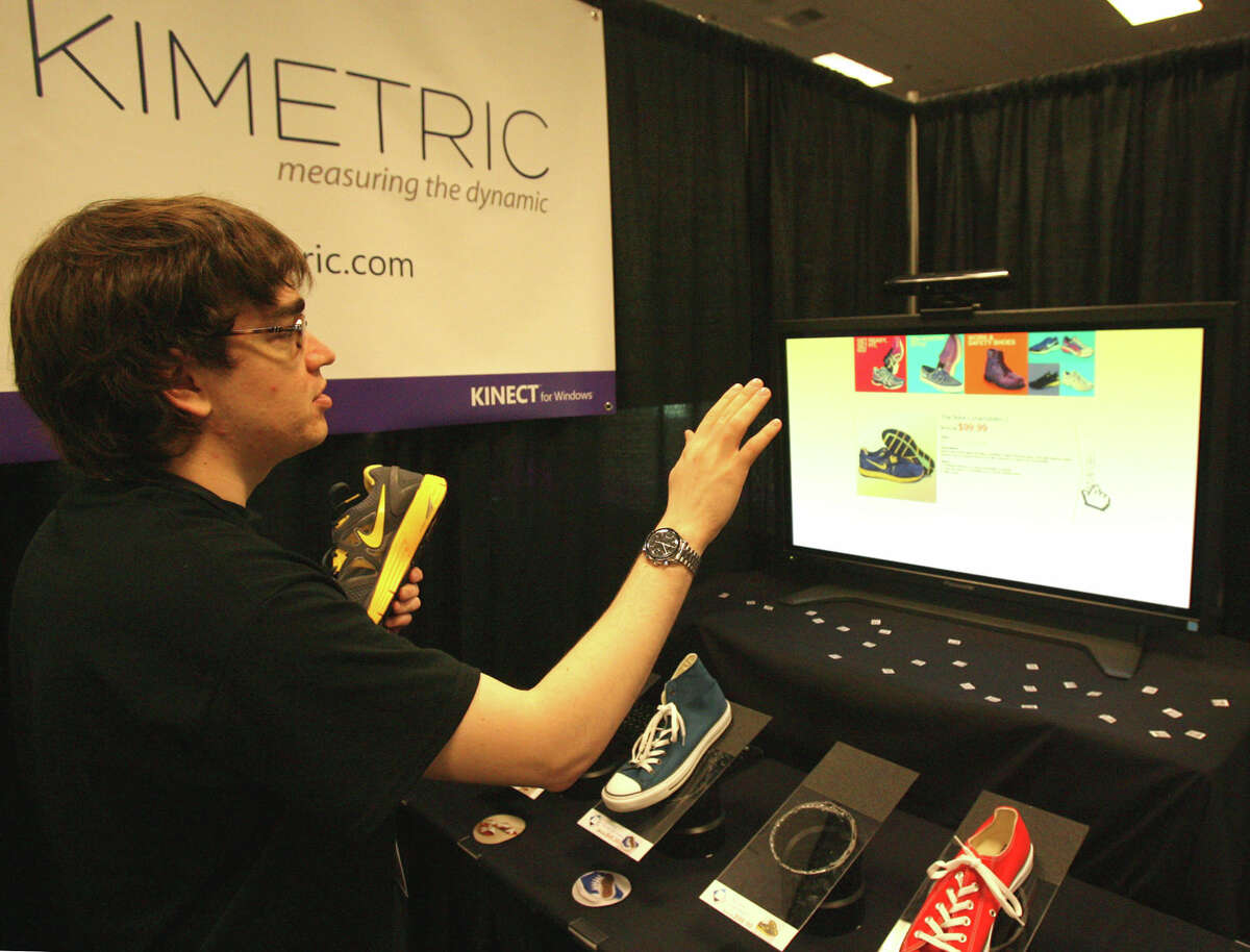 Microsoft accelerates Kinect-based startups