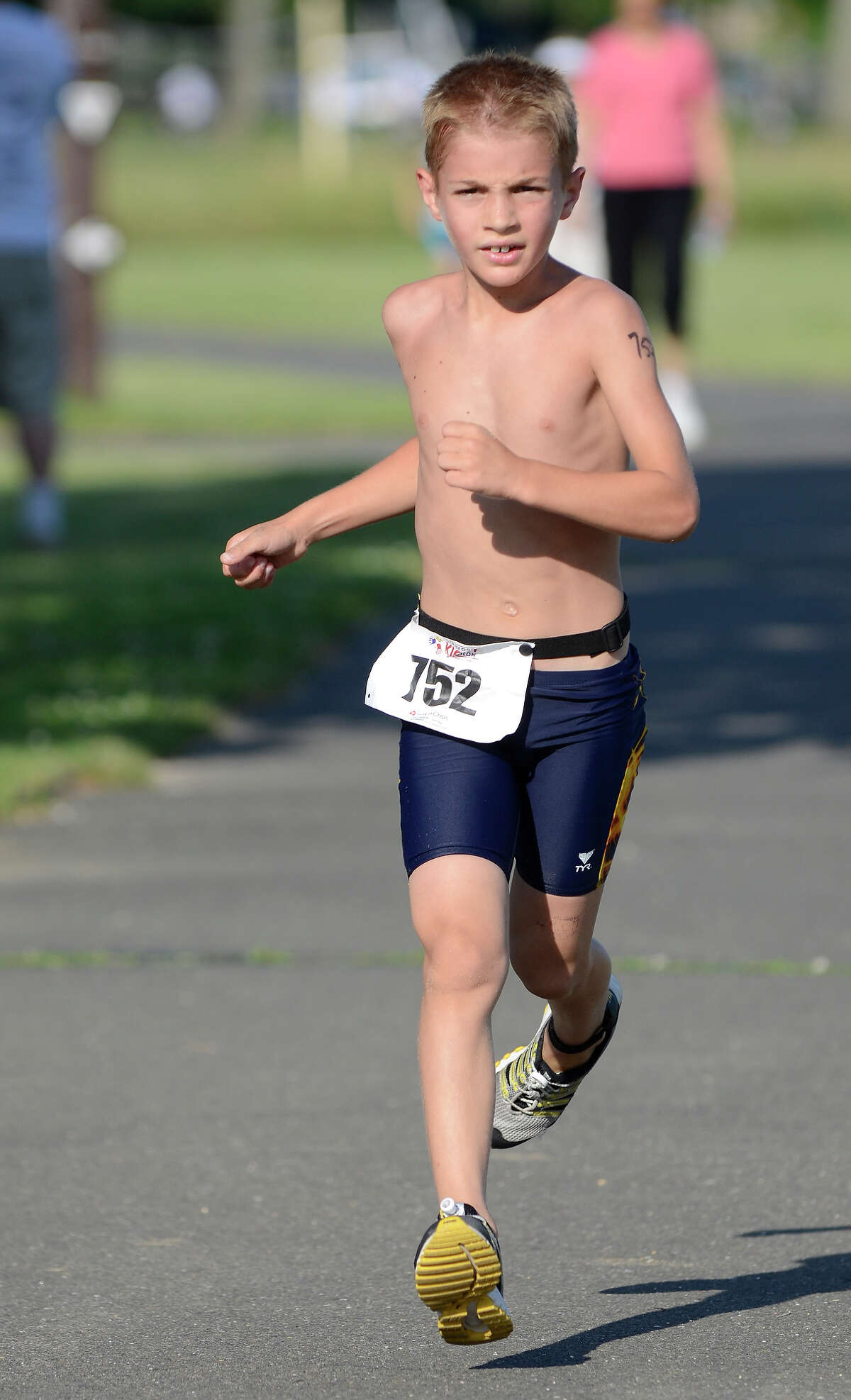 Young triathletes make a splash at Cove Island Park