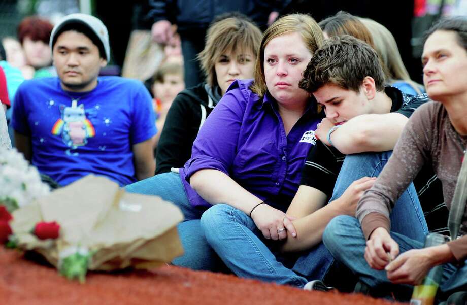 Seattle Vigil For Lesbian Couple Shot In Texas