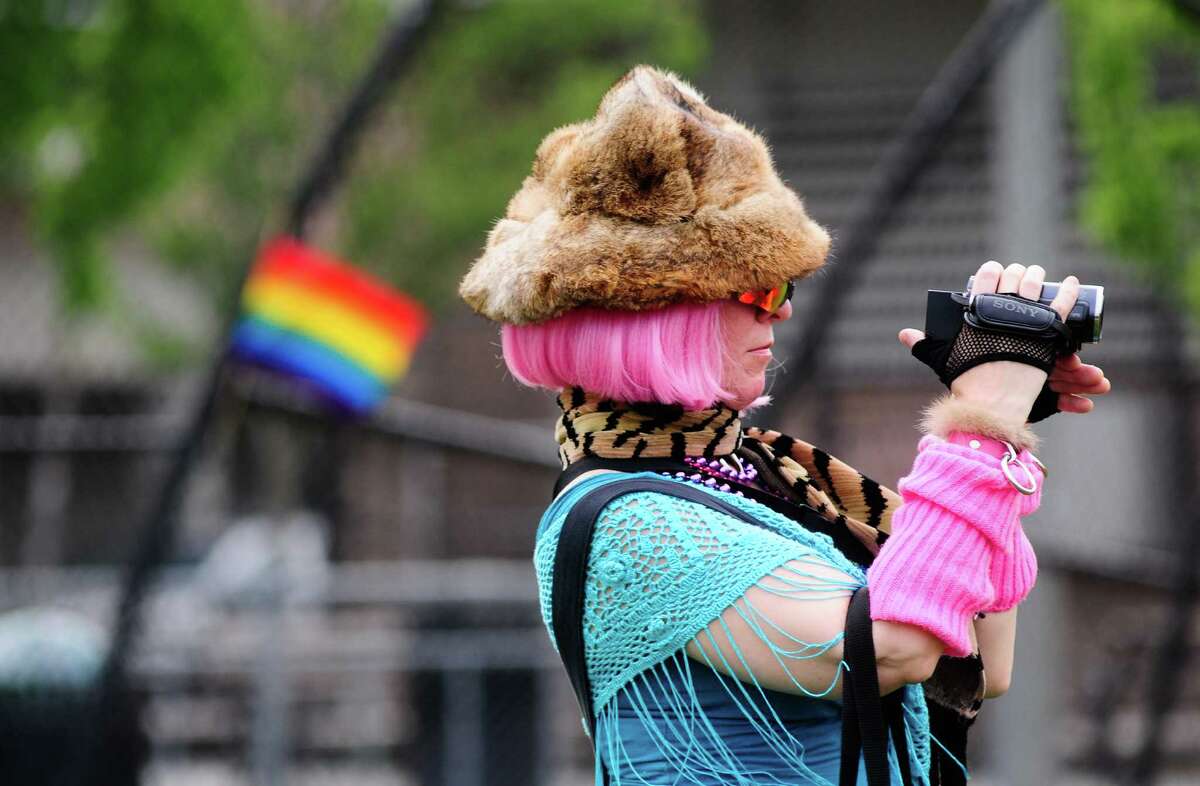 Seattle Vigil For Lesbian Couple Shot In Texas
