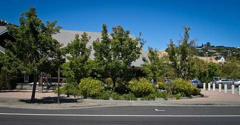 Tiburon library growth plan upsets townsfolk