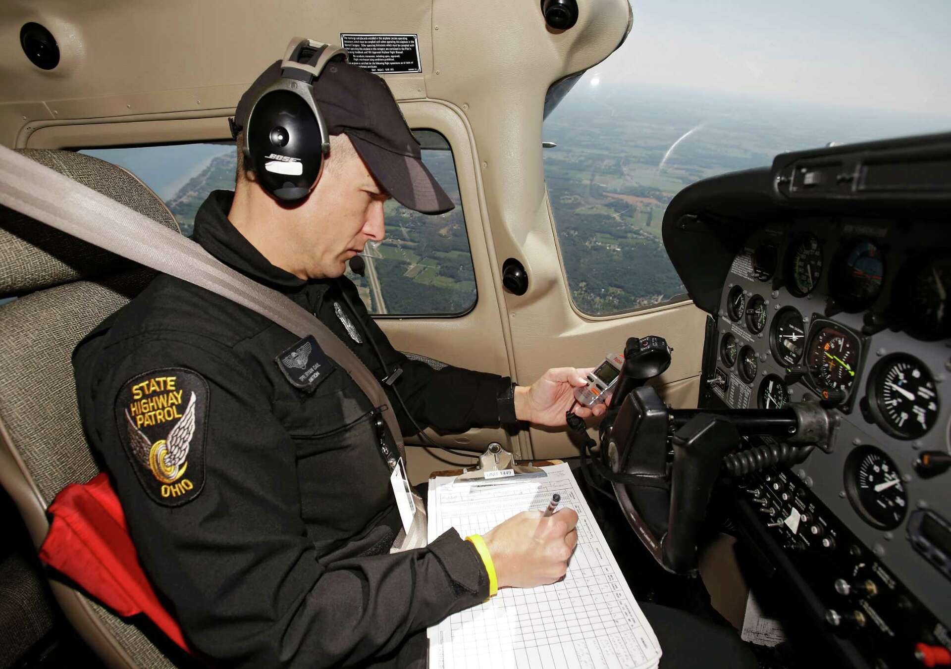 Speed traps from above vanishing into thin air