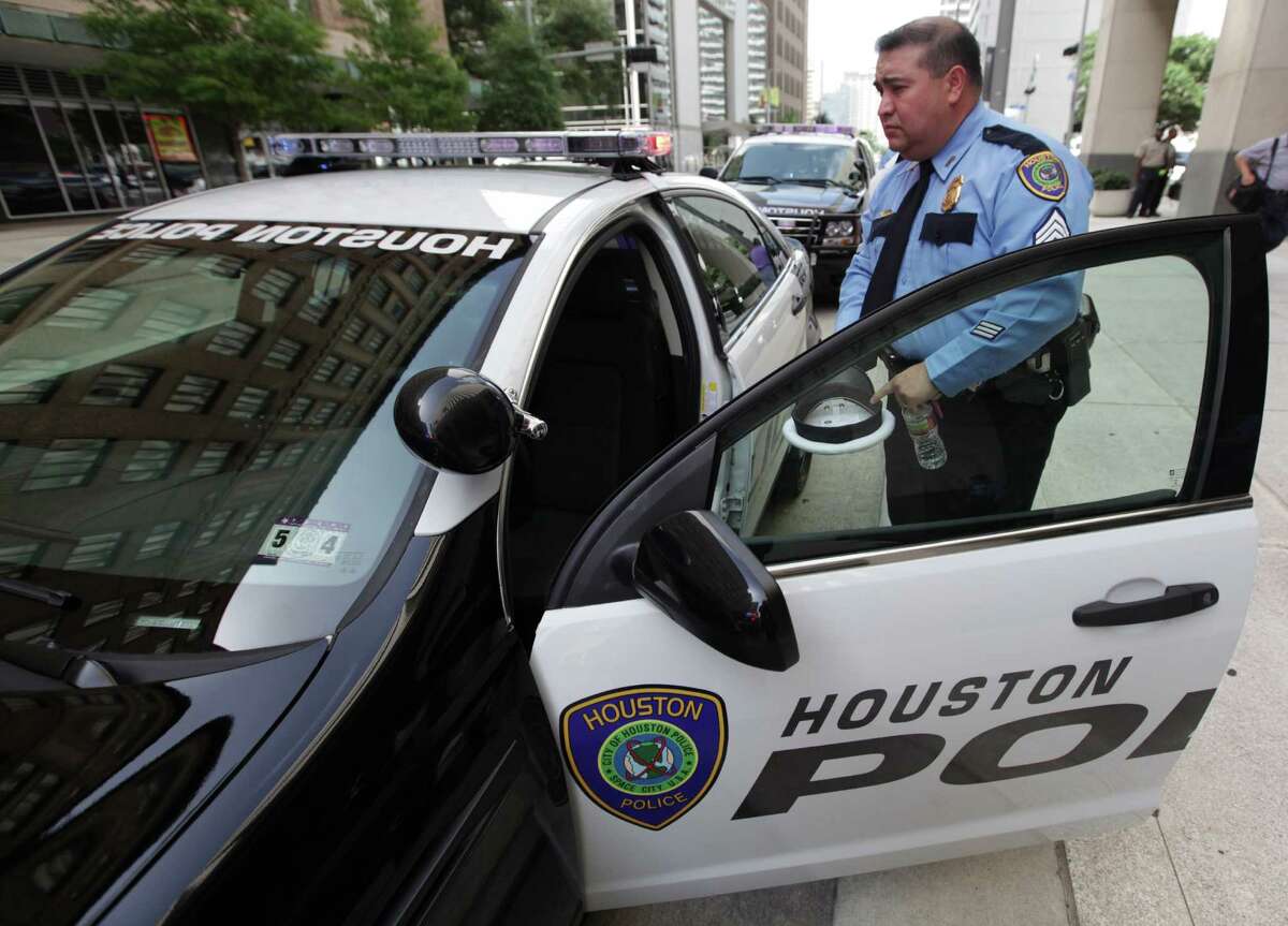 HPD's uniforms, cars will get makeovers